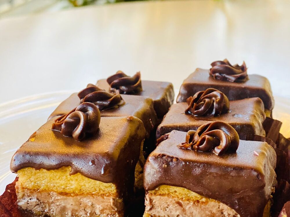 Cofetărie - Cofetaria Naomi